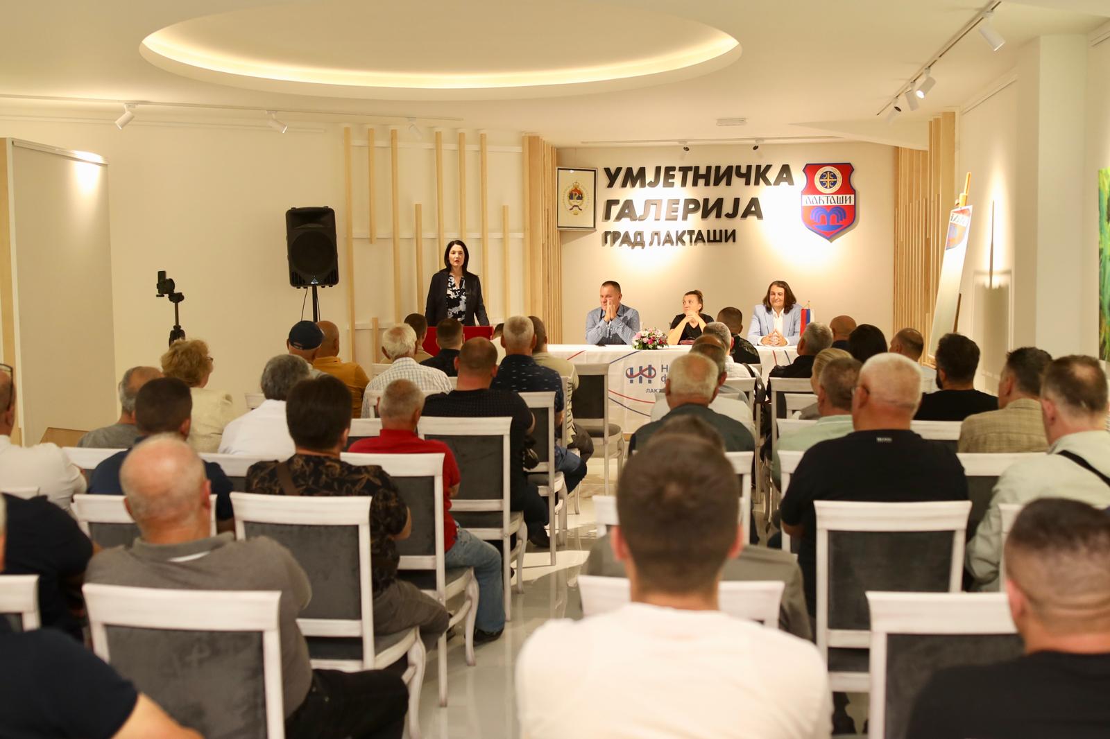 Narodni front Jelene Trivić osnovao odbor u Laktašima | BN