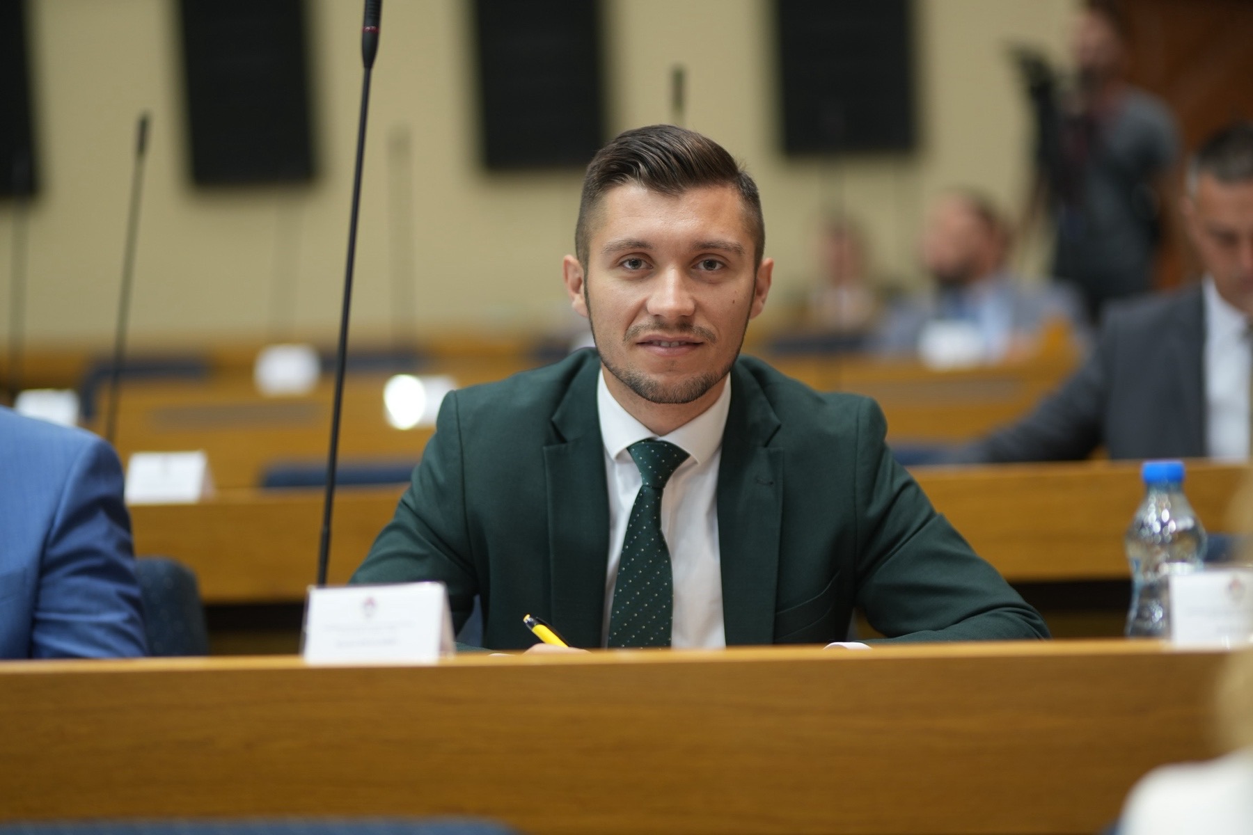 Bez zdravstvenog osiguranja više od 50 000 ljudi | BN