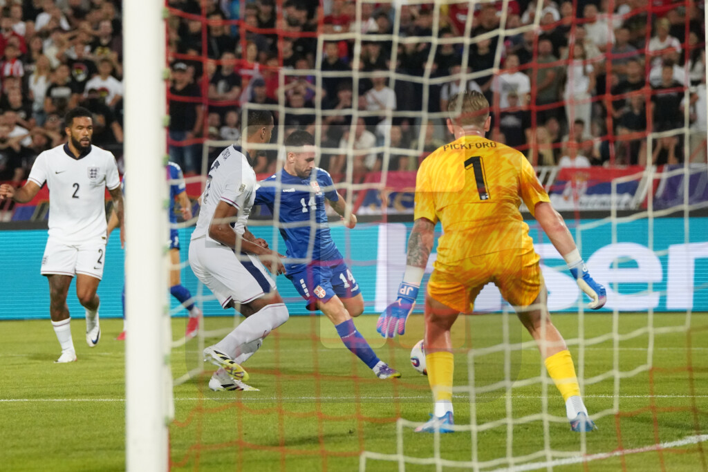 Težak poraz fudbalera Srbije od Engleske u Beogradu | BN