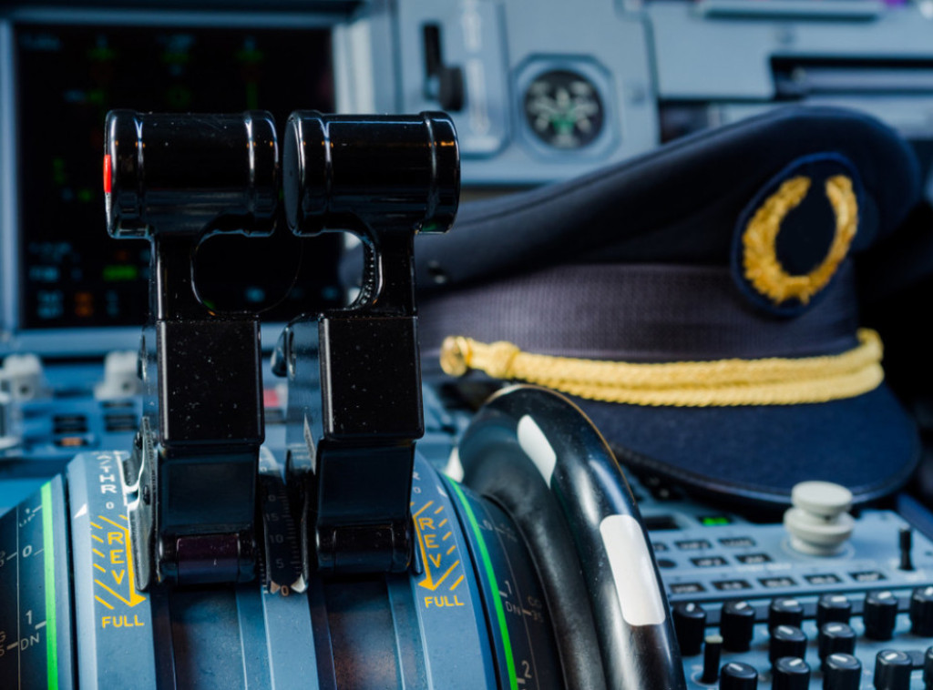 Dva pilota poginula u padu vojnog aviona kod Rima | BN