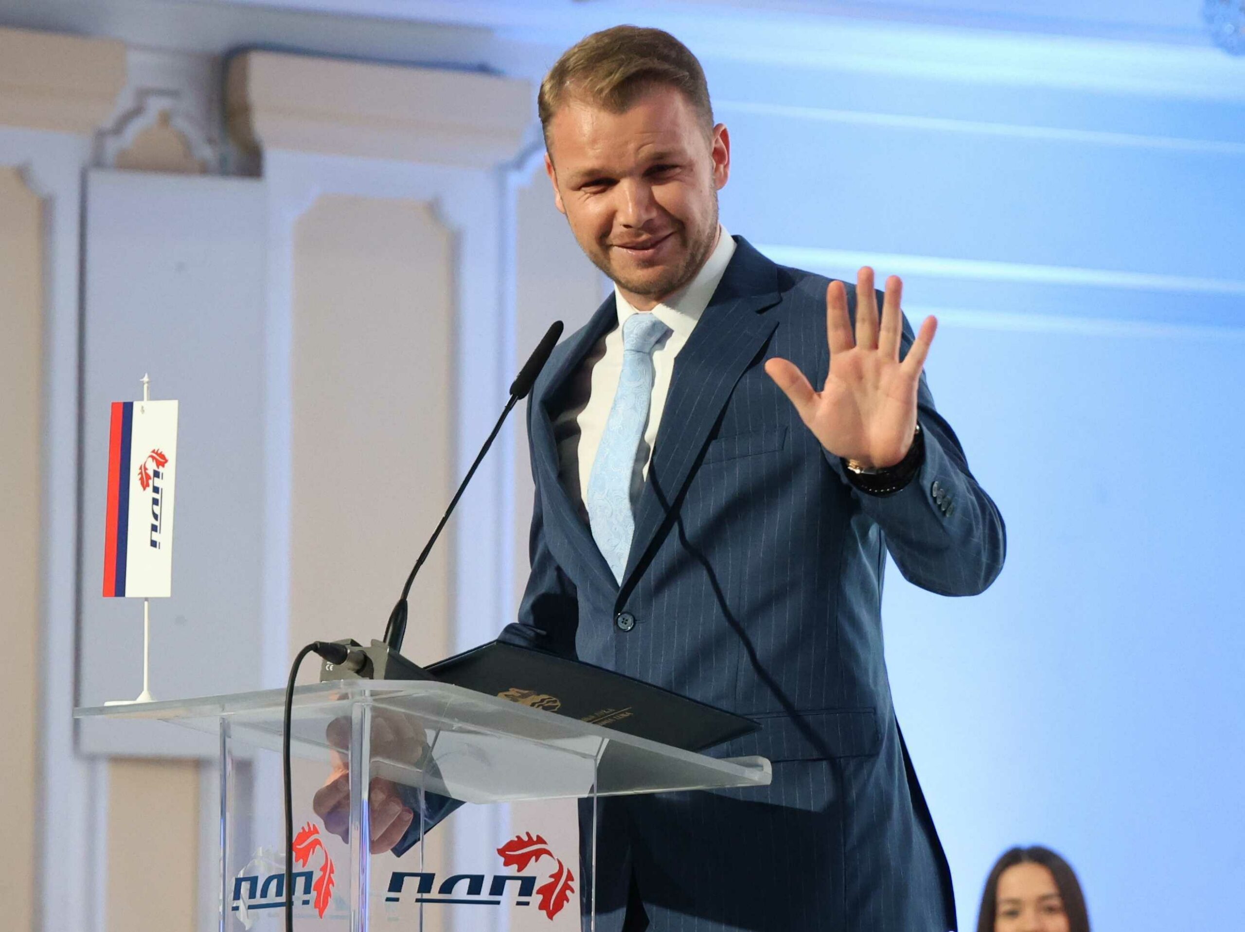 Hrvati stidite li se ovih sramnih prizora iz Splita | BN