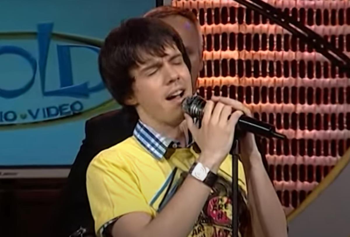 Ovaj pjevač se nalazi u psihijatrijskoj ustanovi već dugo | BN