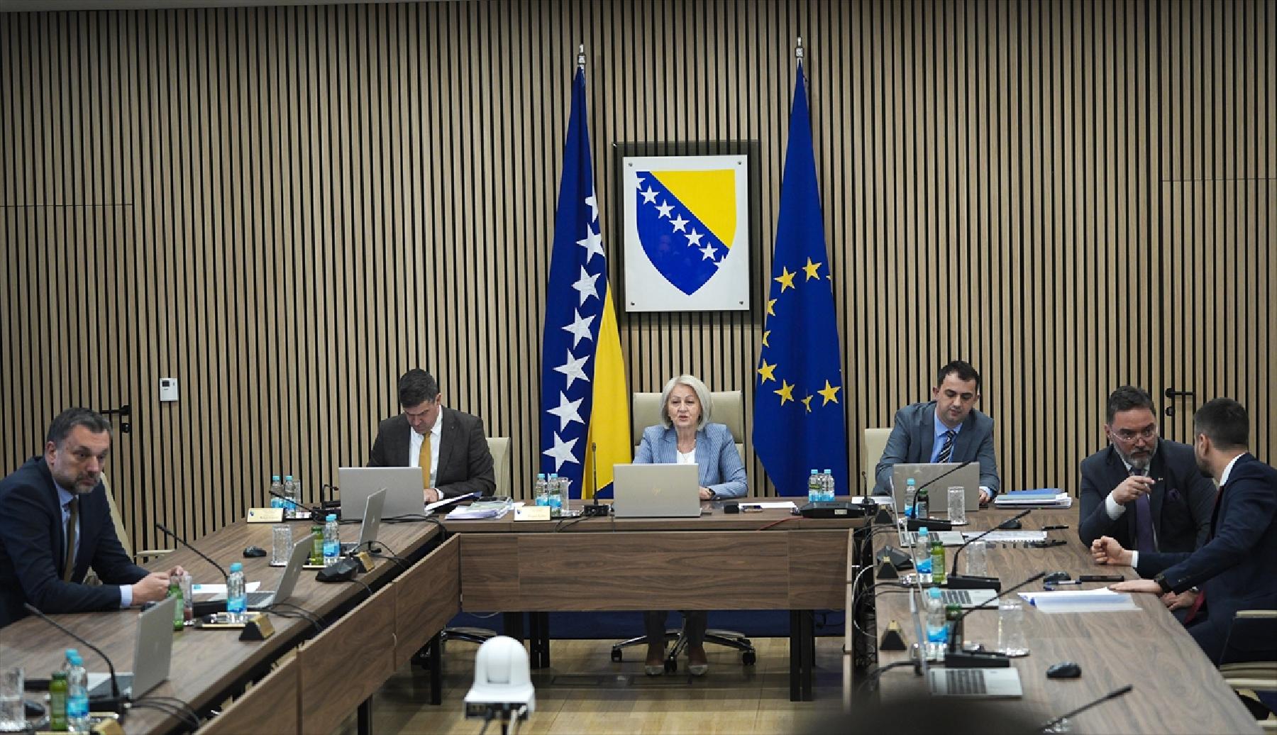 Propala sjednica, ništa od pregovarača i EU zakona | BN