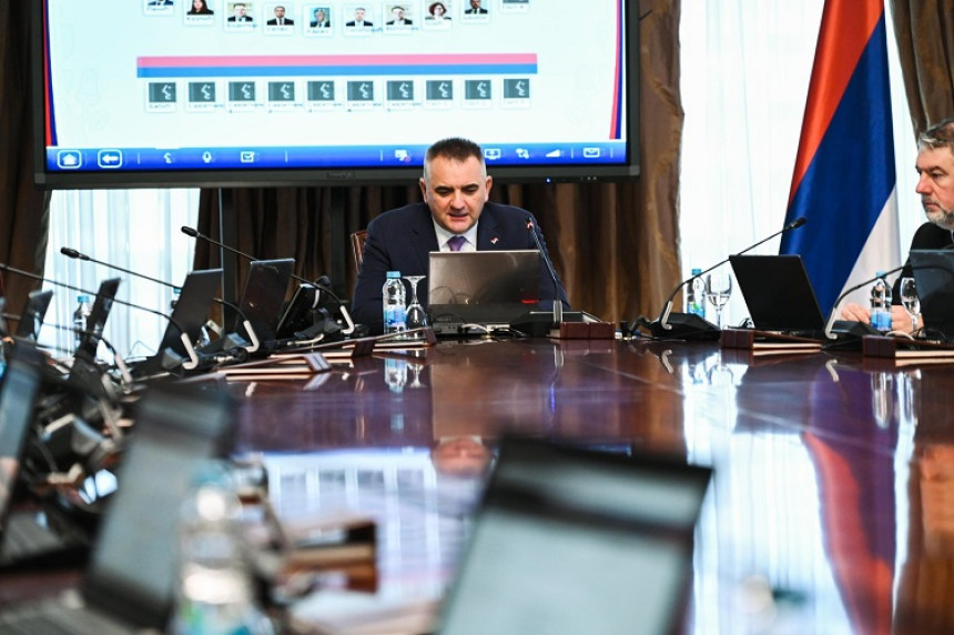 SNSD-ova vlada desetine miliona KM daje za glasove | BN