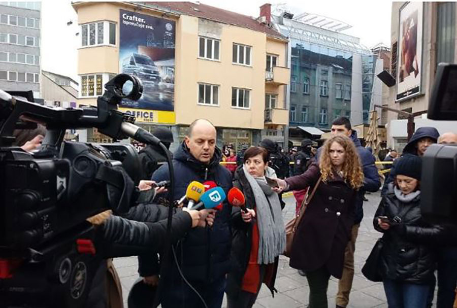 Novinari uputili javni protest | BN