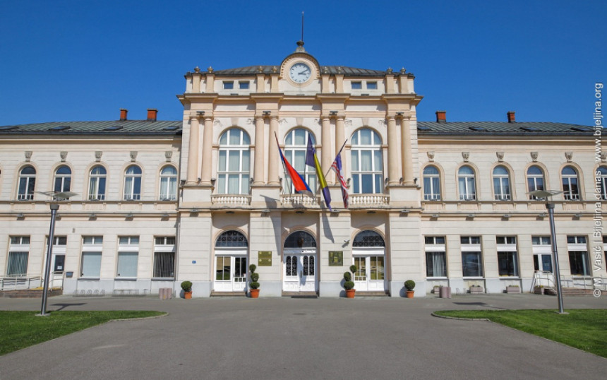 Zora Vidović poslala inspekciju Ljubiši Petroviću | BN